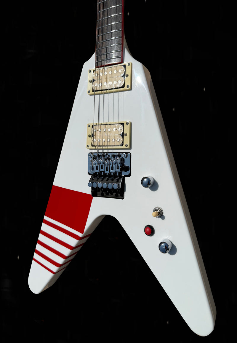 New Firefly FFVX Electric Guitar (White Color) – GUITARS GARDEN